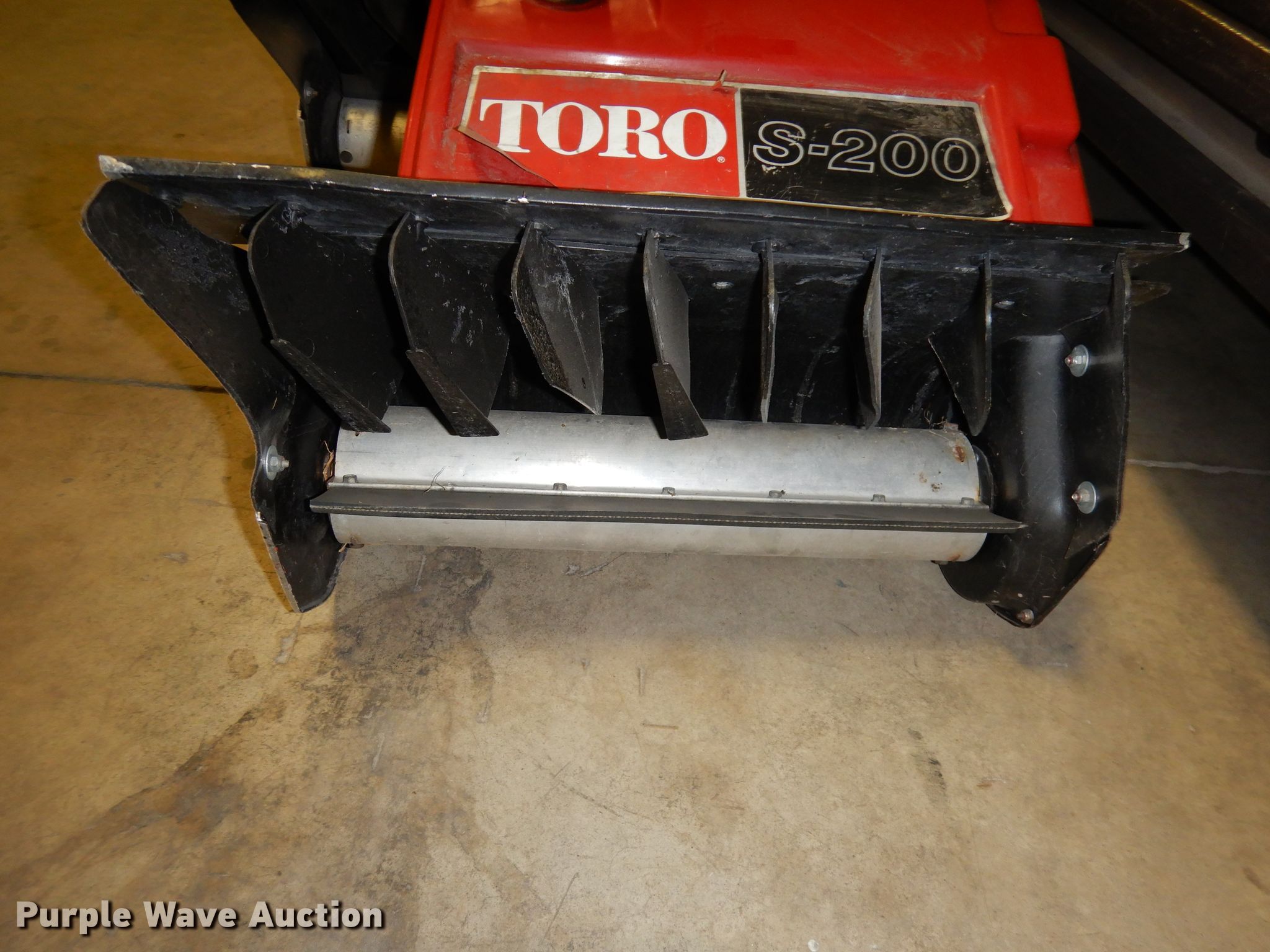 (3) Toro S200 snow blowers in Emporia, KS | Item HD9580 sold | Purple Wave