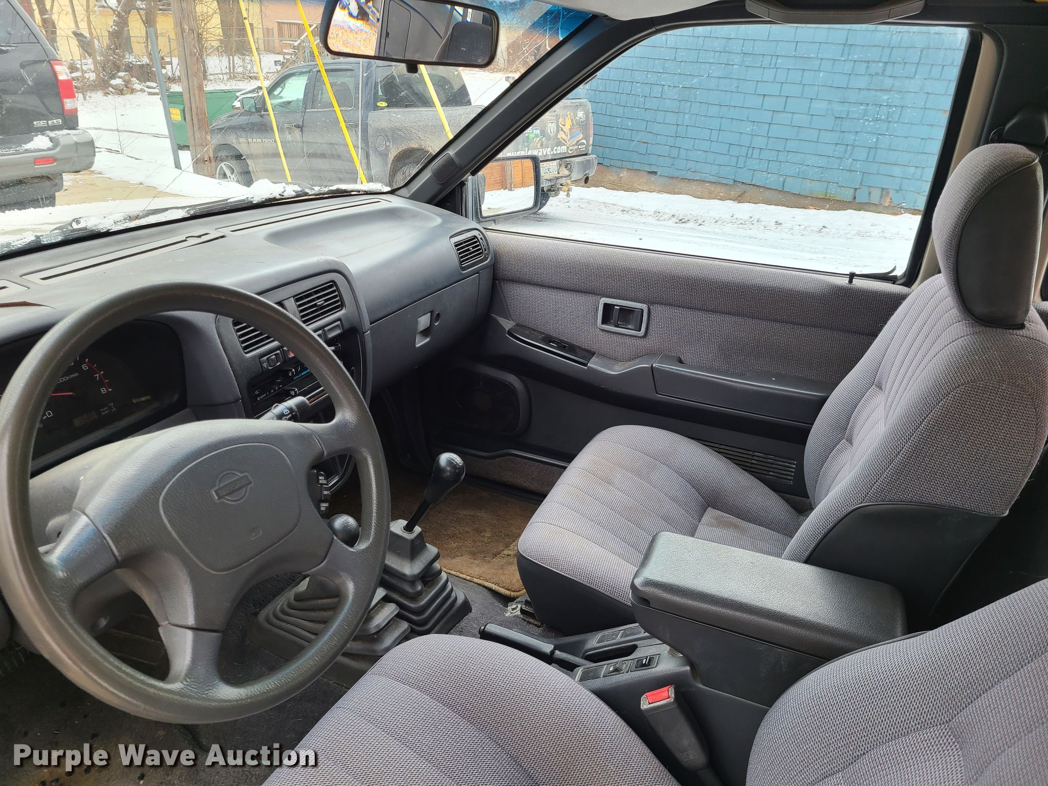 1995 Nissan Pathfinder SUV in Kansas City, MO | Item FW9690 sold ...