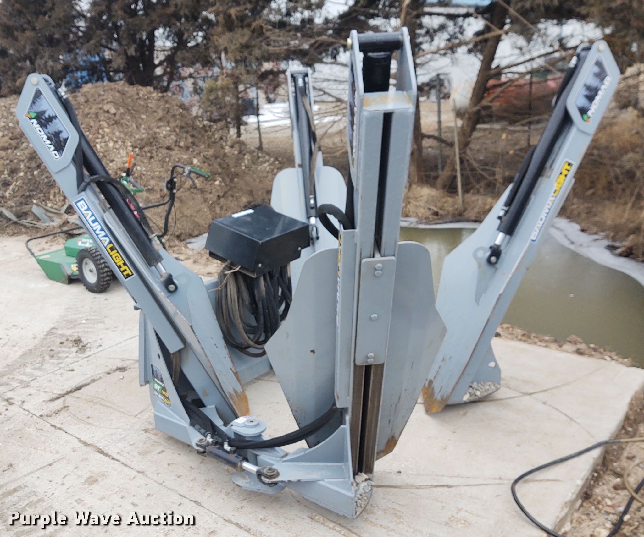 Nomad ST440 Bauma Light skid steer tree spade in Augusta, KS | Item ...