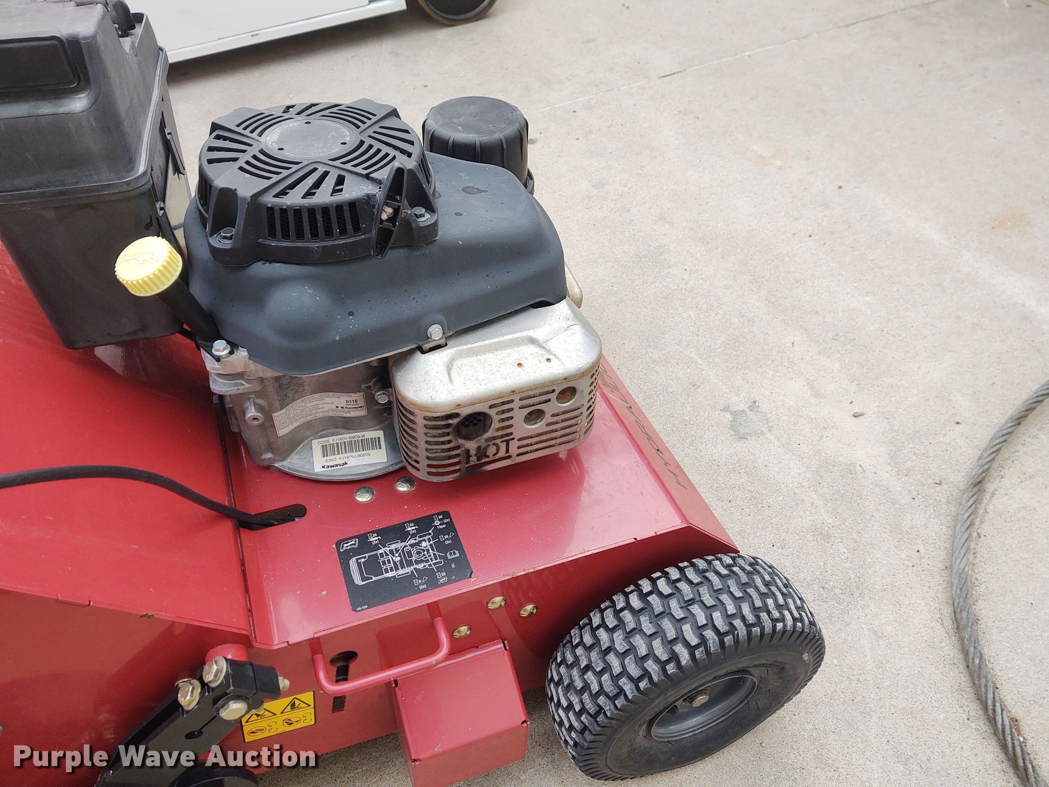 Toro 23515 aerator in Augusta, KS | Item FY9872 sold | Purple Wave