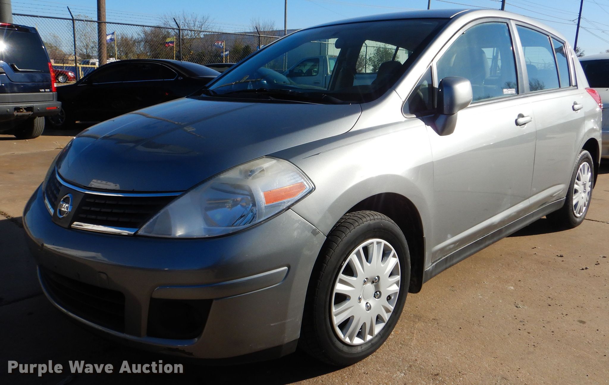 2009 Nissan Versa in Tulsa, OK | Item HY9970 sold | Purple Wave