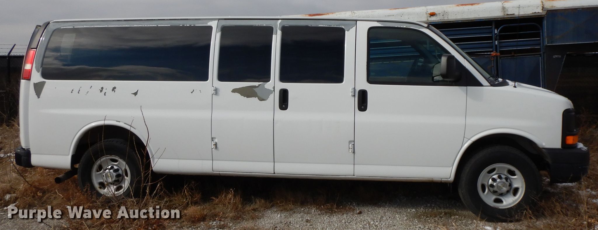 2010 Chevrolet Express 3500 van in Miami, OK | Item GG9355 sold ...