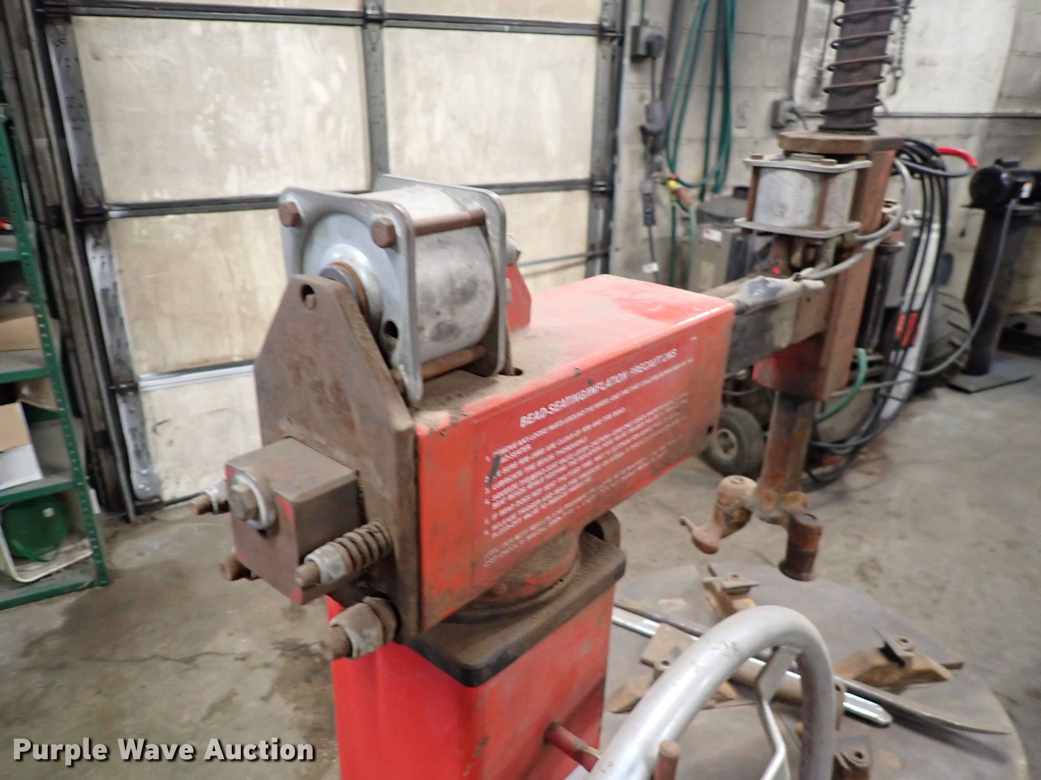 Ammco 740 rim clamp tire machine in Moundridge, KS | Item DJ0048 sold ...