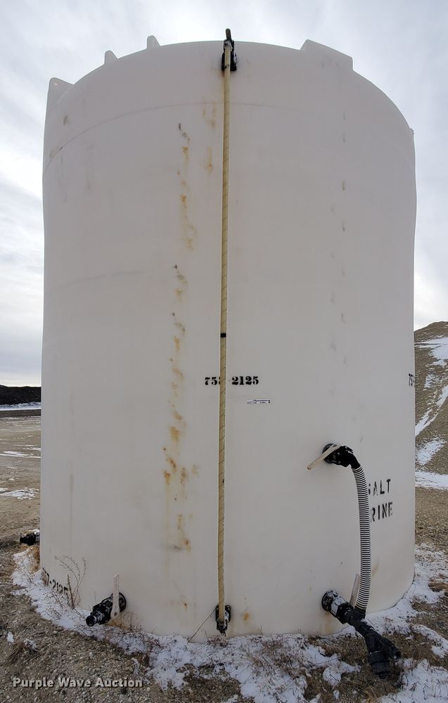 2005 Varitech SII5330 salt brine storage tank in Ellsworth, KS | Item ...