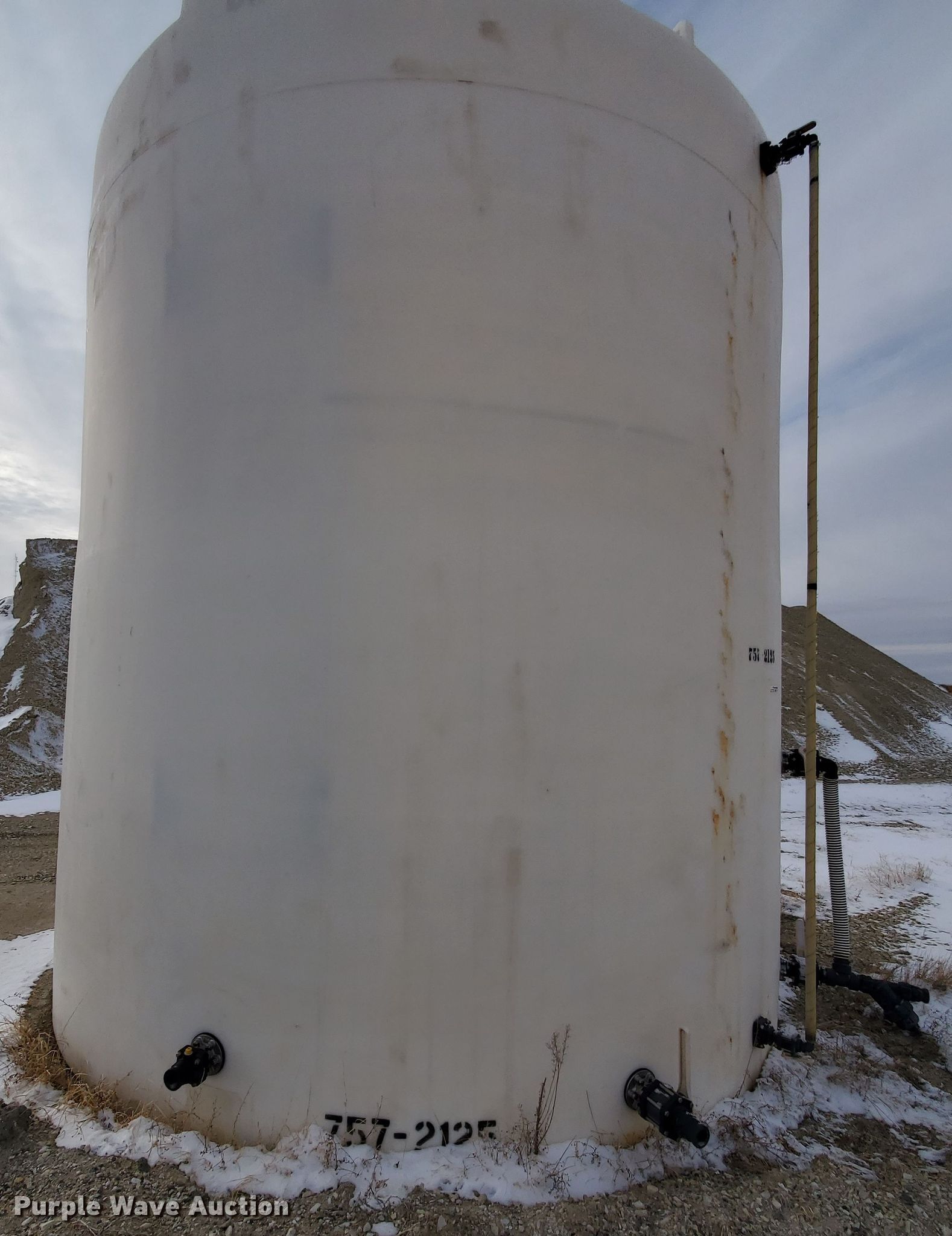 2005 Varitech SII5330 salt brine storage tank in Ellsworth, KS | Item ...