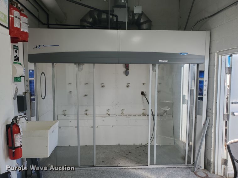 Labconco Protector XL 1130X603X-02 extraction booth in Colorado Springs ...