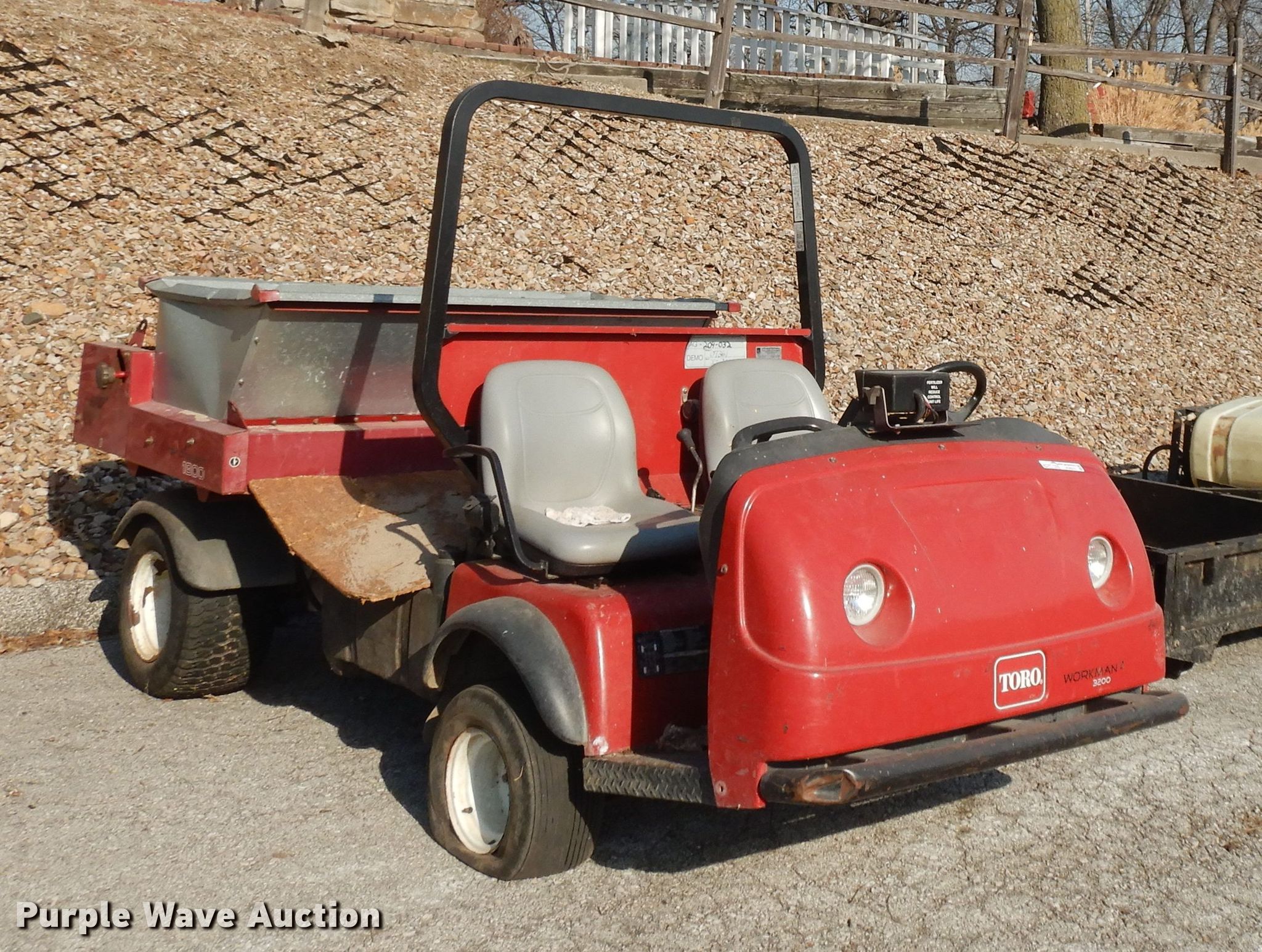 Toro Workman 3200 utility vehicle in Kansas City, MO | Item HO9270 sold ...