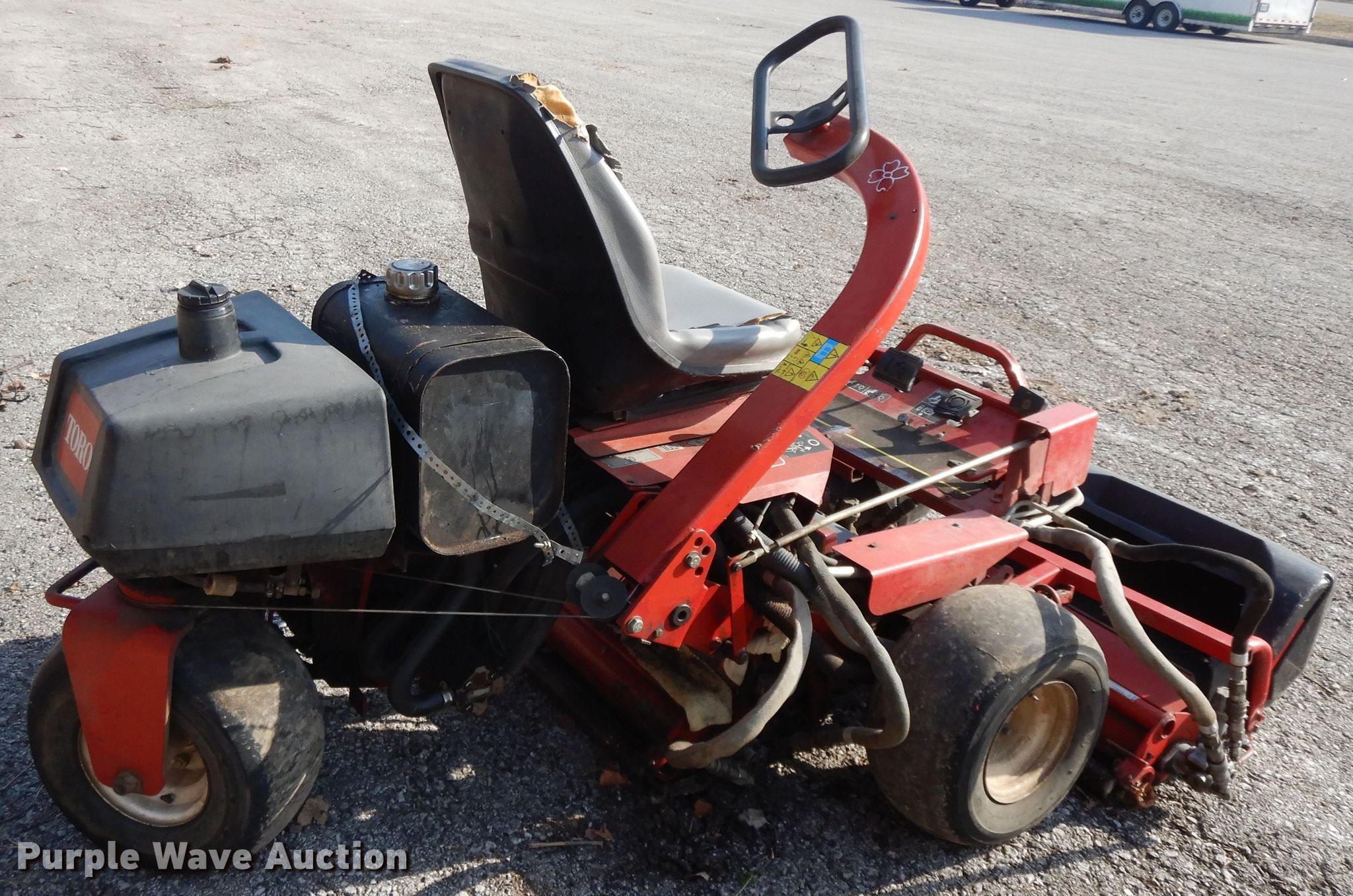 Toro Greensmaster 3050 lawn mower in Kansas City, MO | Item HO9274 sold ...