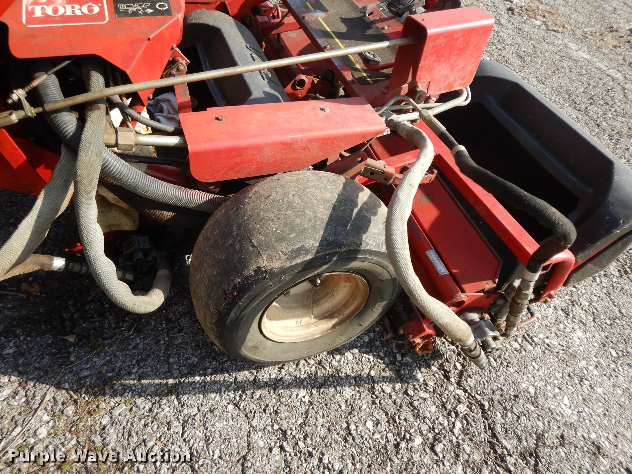 Toro Greensmaster 3050 lawn mower in Kansas City, MO | Item HO9274 sold ...