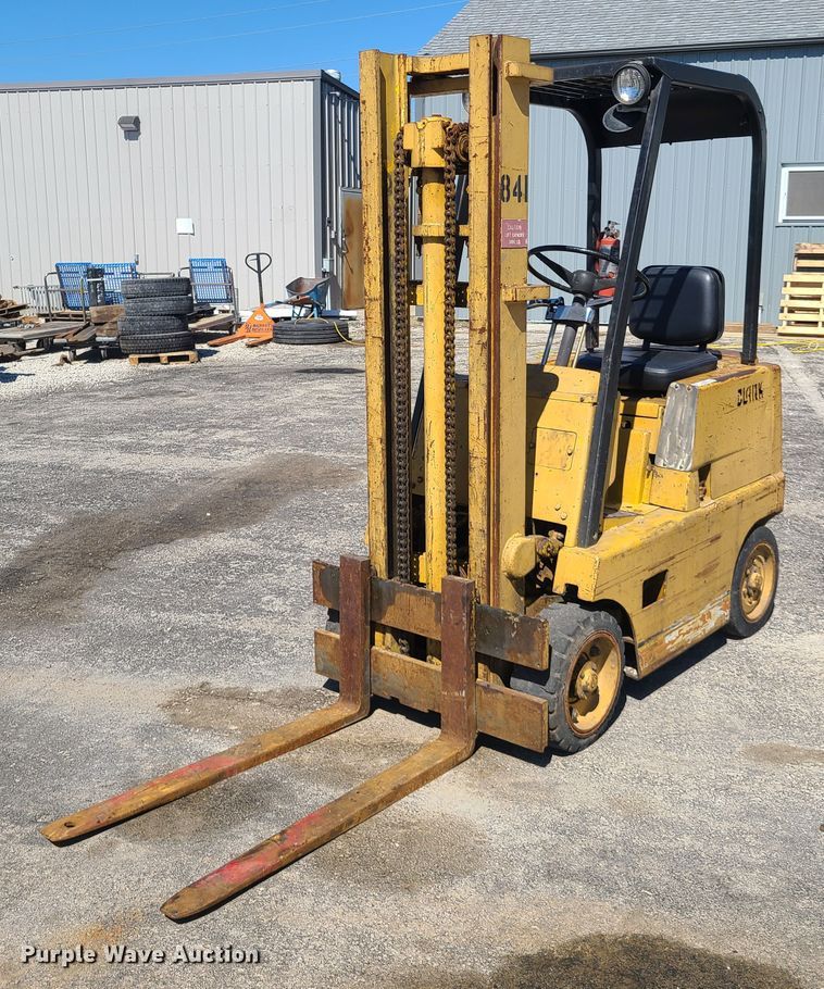 Clark C30B forklift in Blue Springs, MO | Item IQ9060 sold | Purple Wave