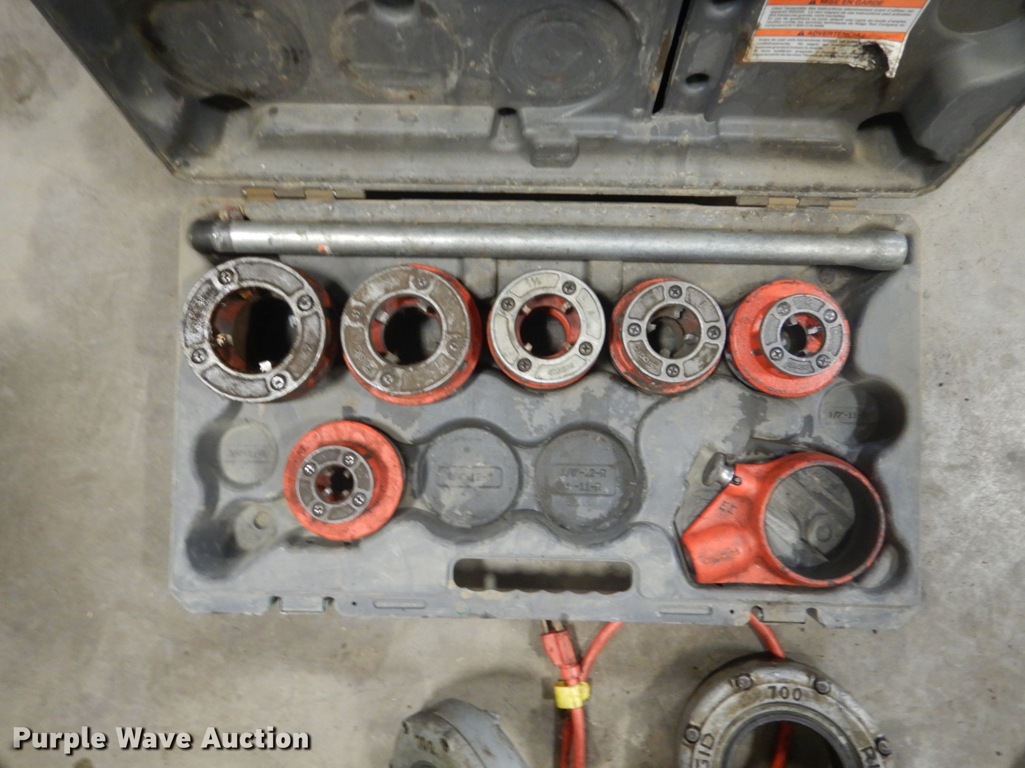 (2) Ridgid 700 pipe threaders in Sioux Falls, SD | Item HE9520 sold ...