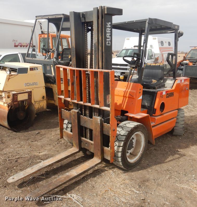 Clark GPS30MB forklift in Lamar, CO | Item HL9692 sold | Purple Wave