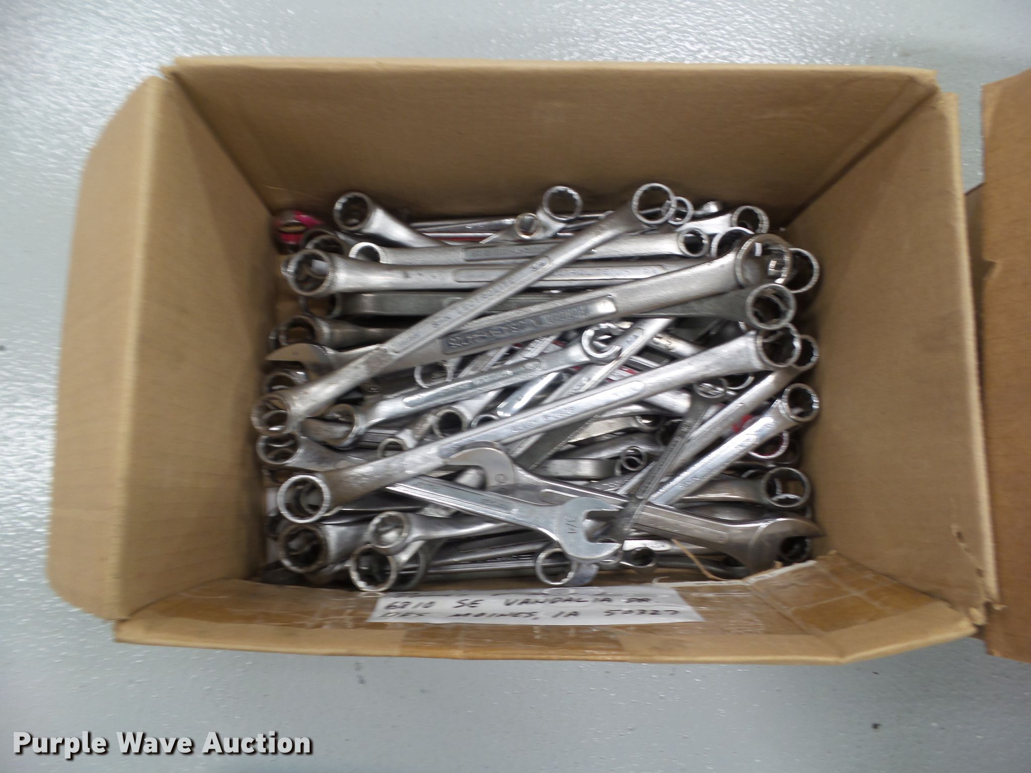 Wrenches in Des Moines, IA | Item HF9825 sold | Purple Wave