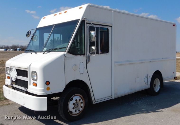 2004 Freightliner Utilimaster delivery truck in Moscow Mills, MO | Item ...