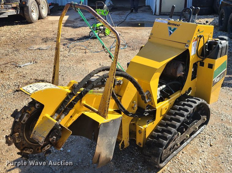 2014 Vermeer SC30TX stump grinder in Blue Springs, MO | Item IQ9053 ...