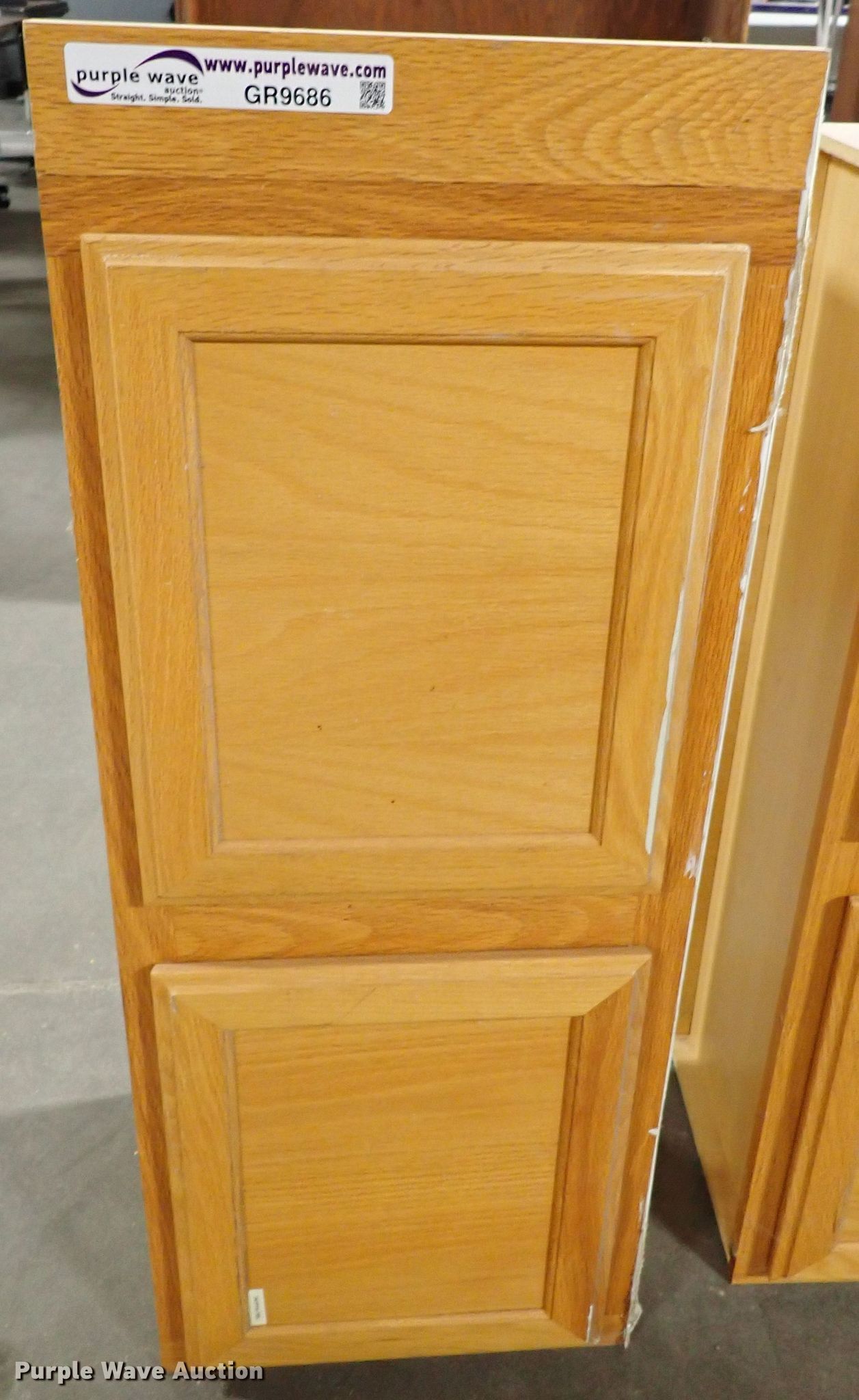 (8) wood cabinets in El Dorado, KS | Item GR9686 sold | Purple Wave