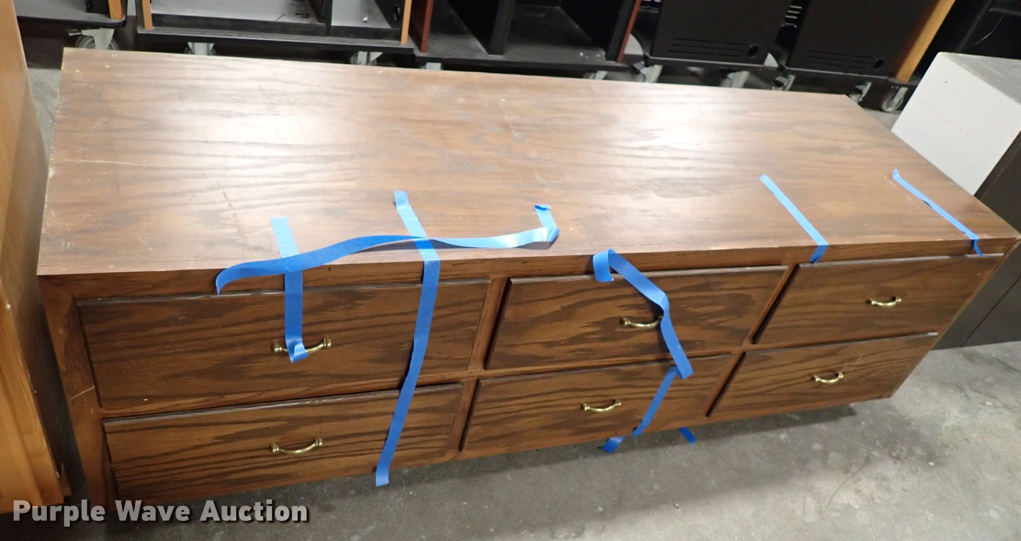 (8) wood cabinets in El Dorado, KS | Item GR9686 sold | Purple Wave