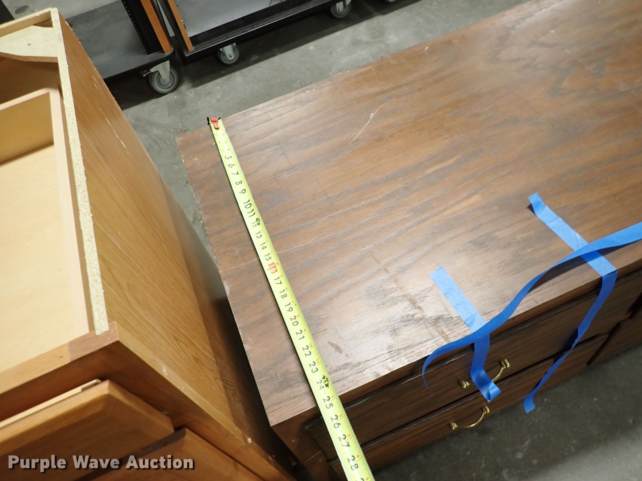 (8) wood cabinets in El Dorado, KS | Item GR9686 sold | Purple Wave