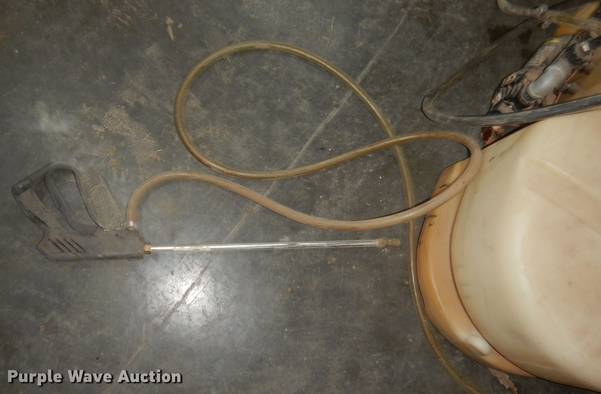 (2) Country Tuff sprayers in Louisburg, KS | Item HU9227 sold | Purple Wave