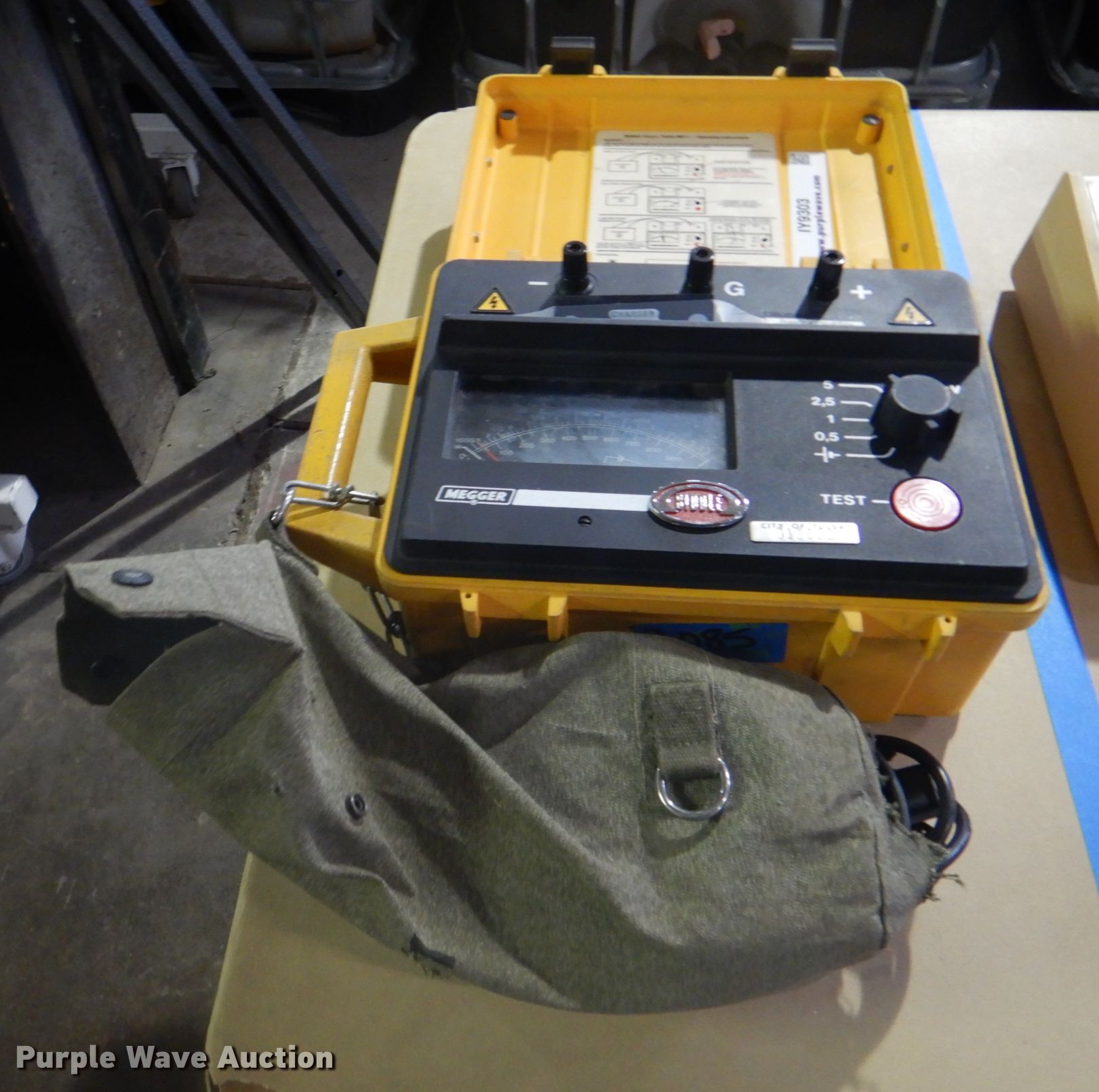 Biddle Megger BM11 tester in Tulsa, OK | Item IY9303 sold | Purple Wave