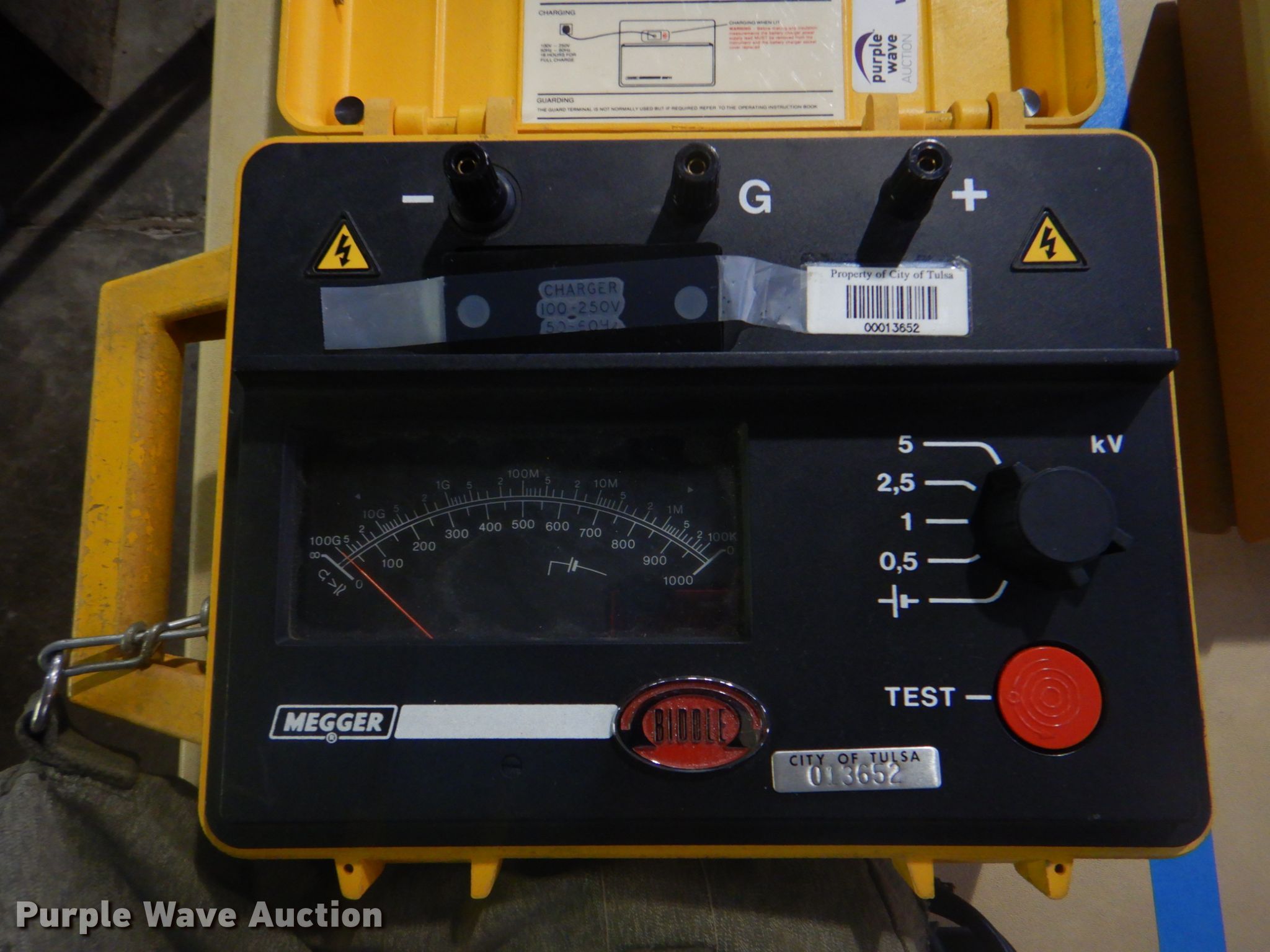 Biddle Megger BM11 tester in Tulsa, OK | Item IY9303 sold | Purple Wave