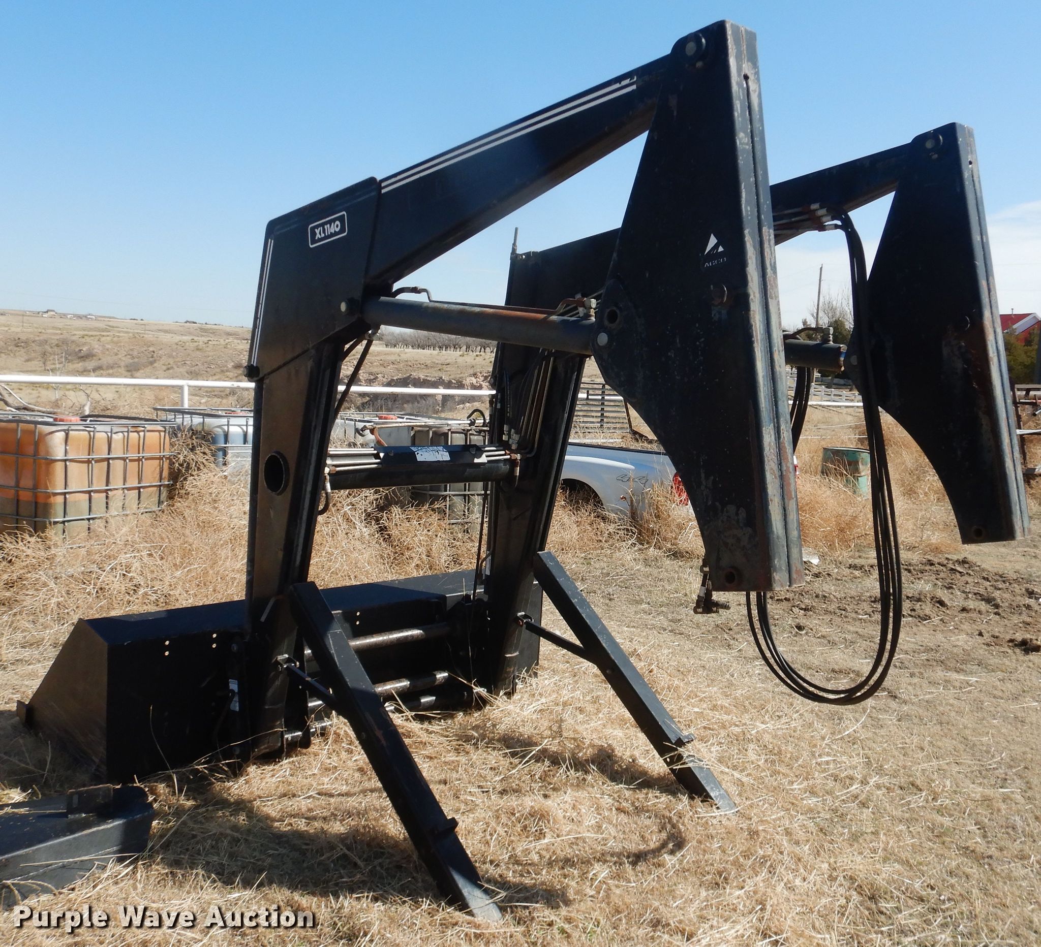 AGCO XL114 loader in Guymon, OK | Item HI9043 sold | Purple Wave