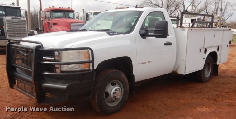 2007 Chevrolet 3500HD utility bed pickup truck in Crescent, OK | Item ...