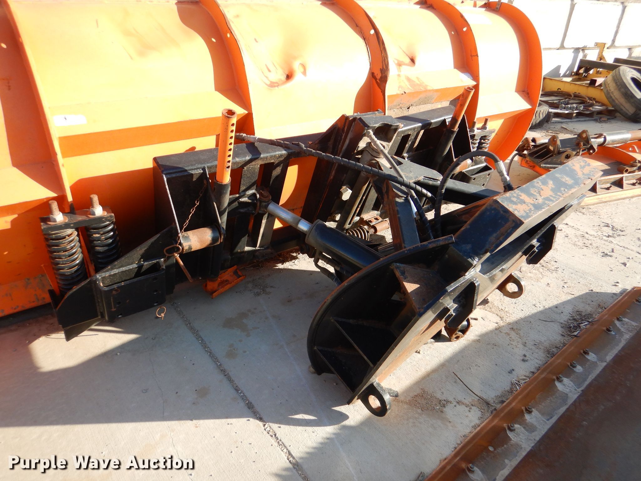 Monroe MP48R12ISWT snow plow in Manhattan, KS | Item DL4940 sold ...