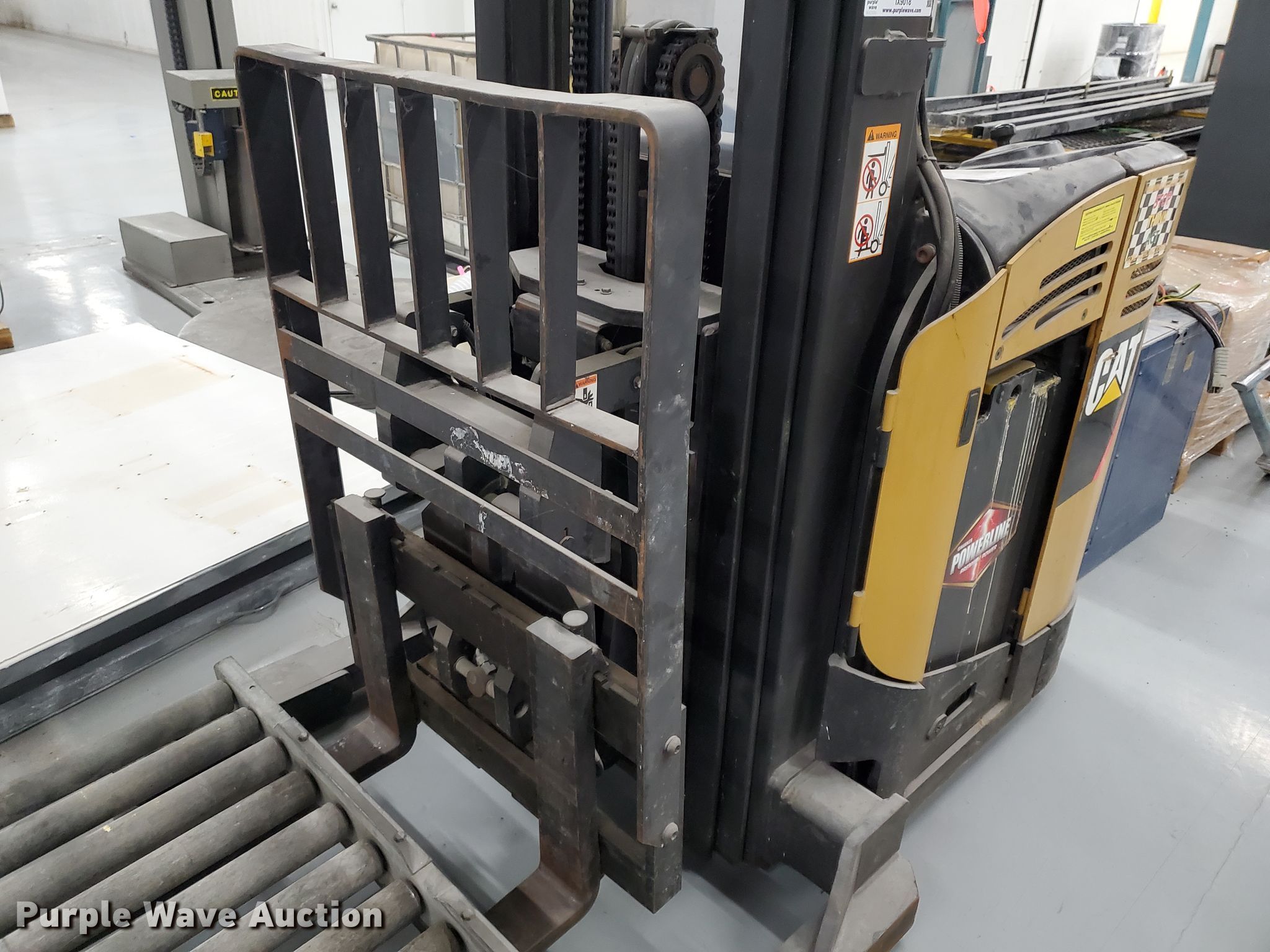 Caterpillar NR4000-36V forklift in Salina, KS | Item IX9018 sold ...