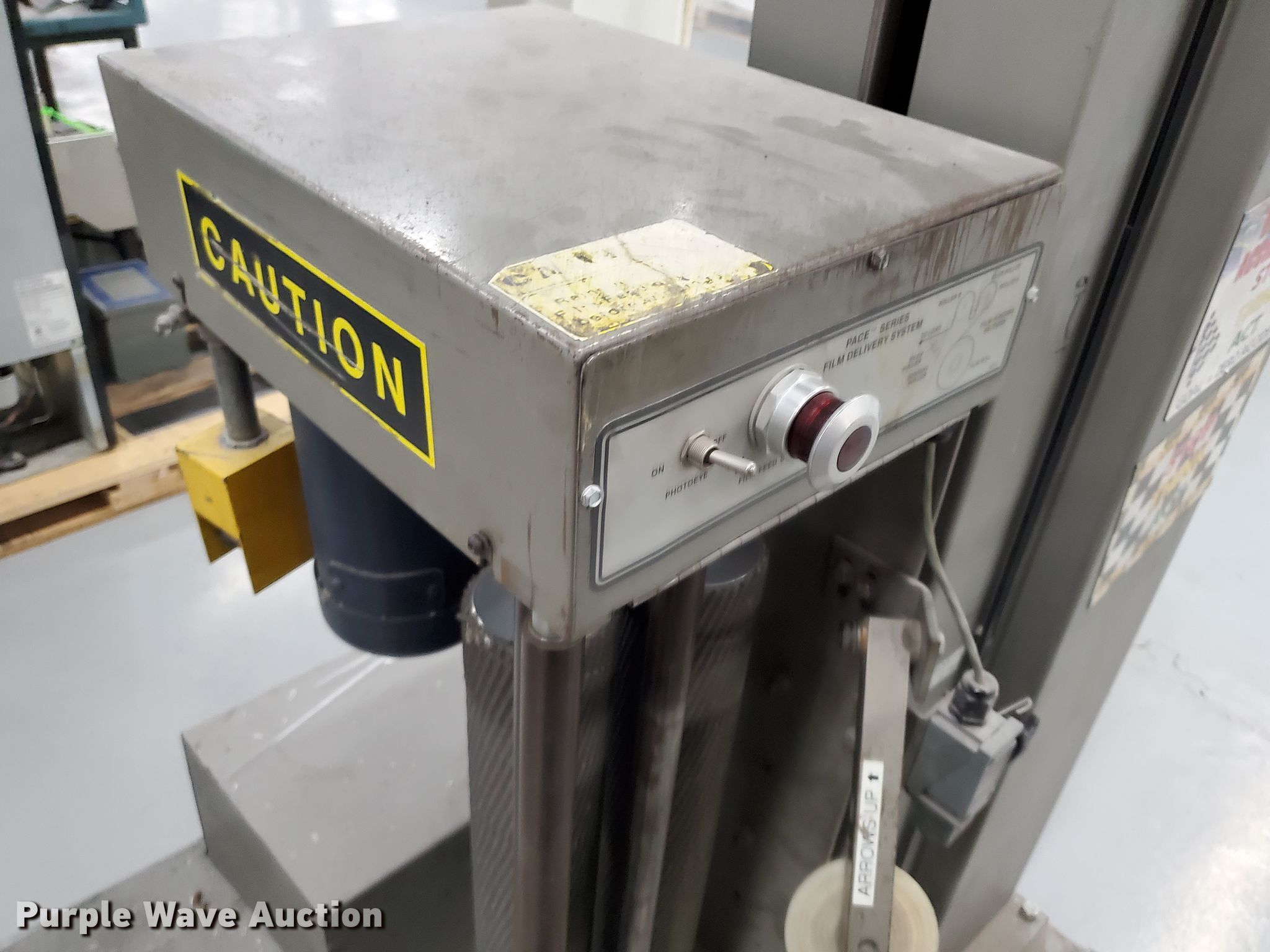 ITW Mima 4.4LP shrink wrap machine in Salina, KS | Item IX9024 sold ...