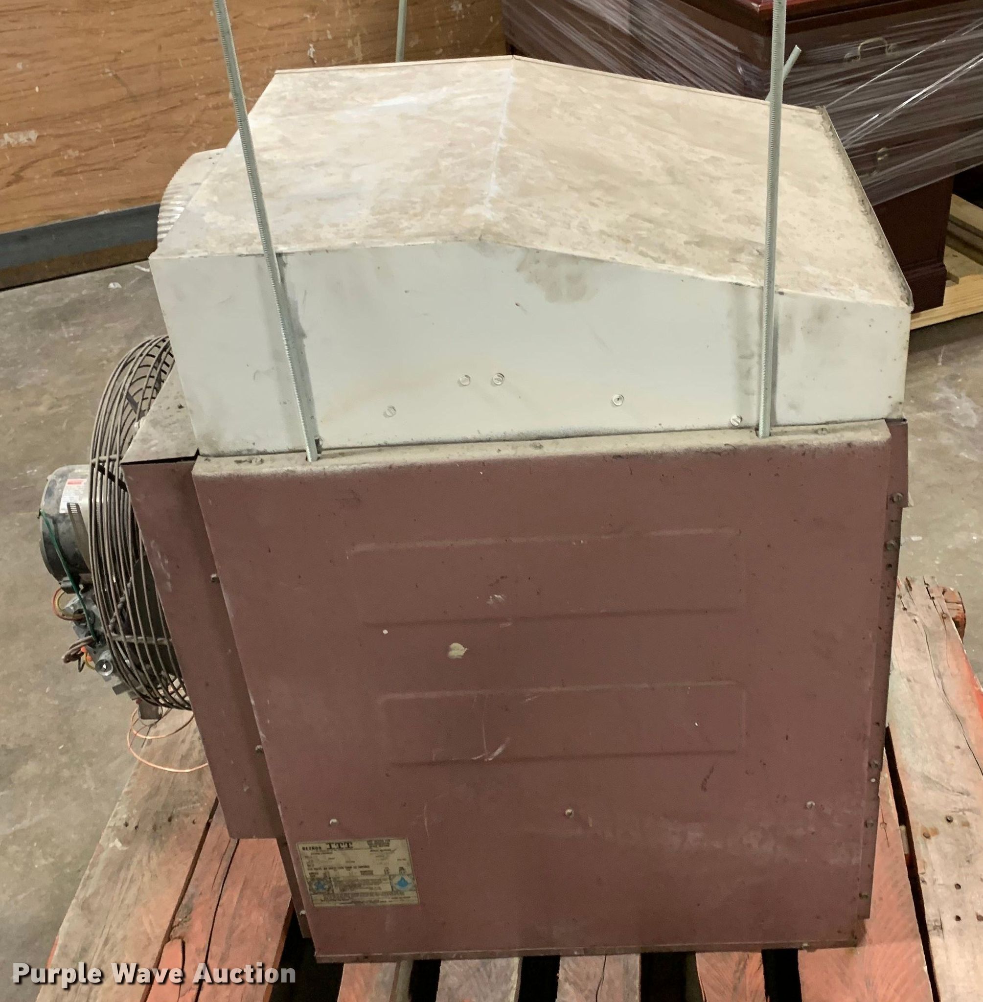 Reznor furnace in Manhattan, KS | Item EH9767 sold | Purple Wave