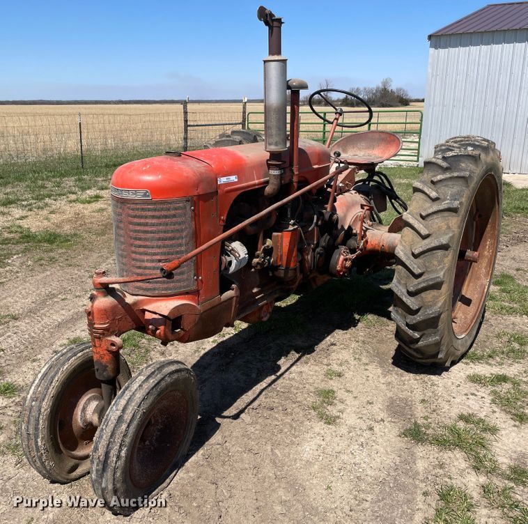 J.I. Case SC tractor in Fredonia, KS | Item II9383 sold | Purple Wave
