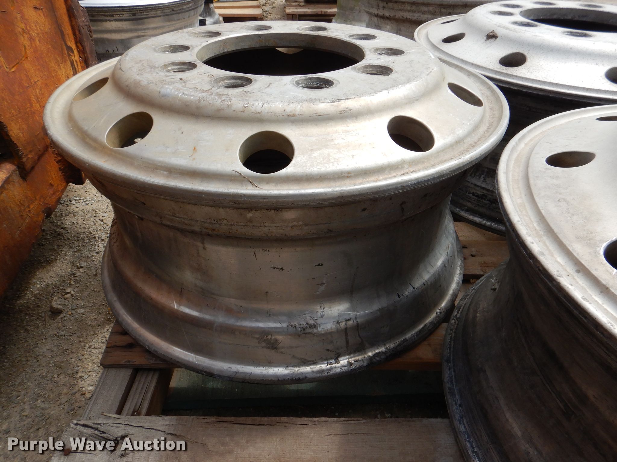 (3) Bud 22.5x9 stud pilot wheels in Rantoul, KS | Item DL2860 sold ...