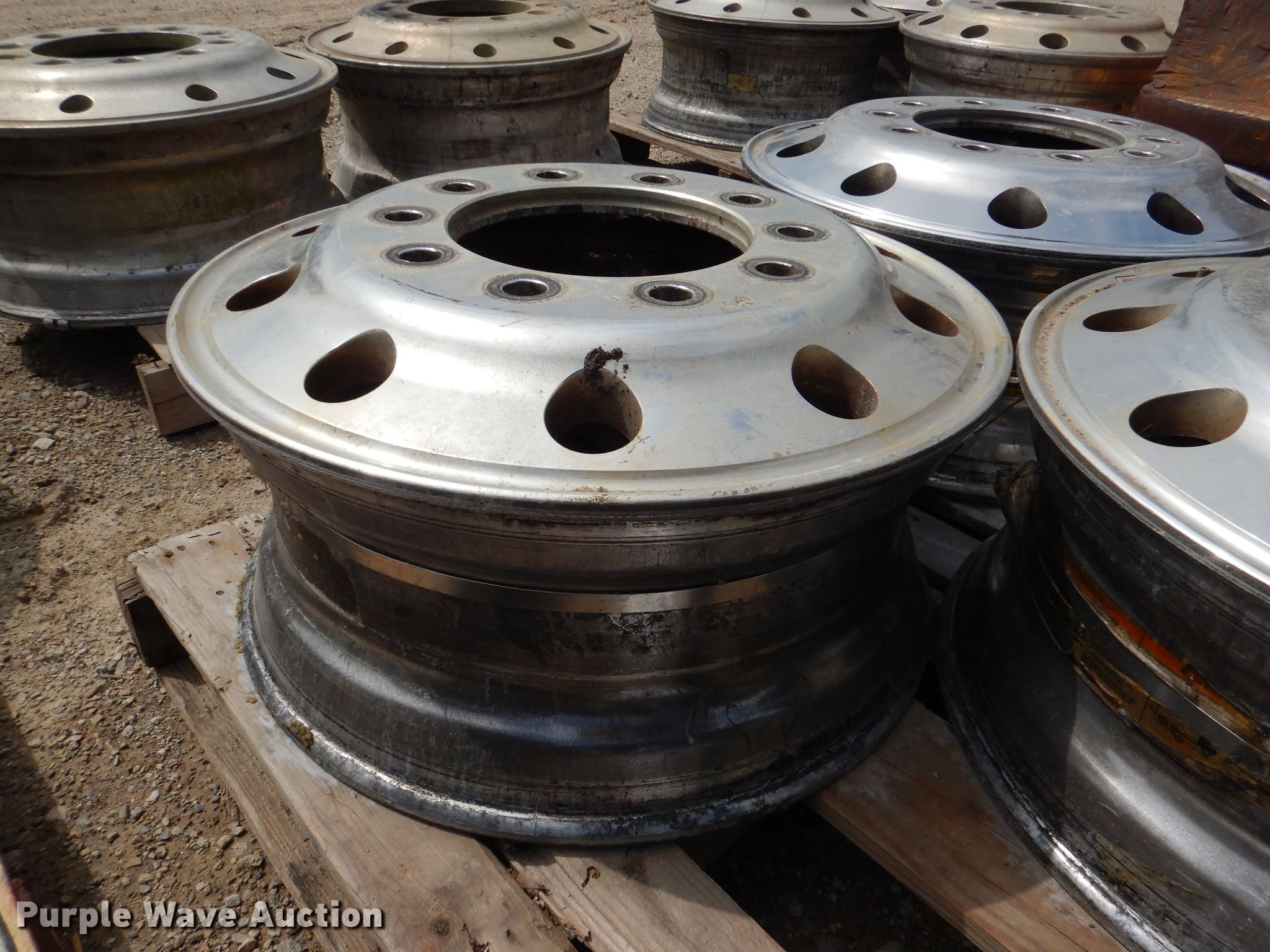(3) Alcoa Durabrite 22.5x9 hub pilot wheels in Rantoul, KS | Item ...