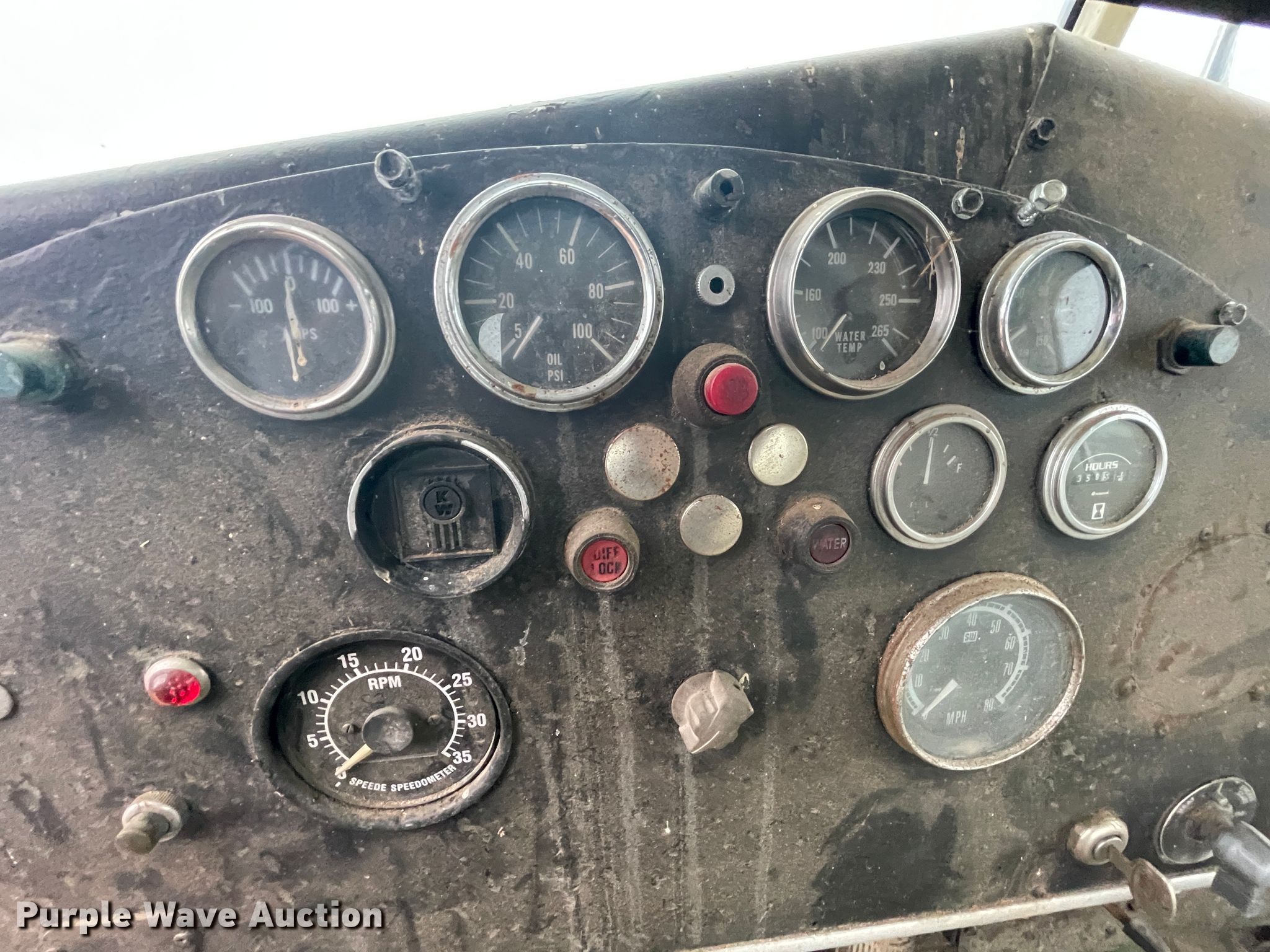 1980 Peterbilt 348 semi truck in Fairland, OK | Item IR9802 sold ...