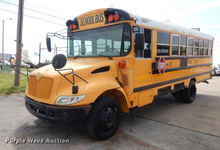 2006 International CE school bus in Tulsa, OK | Item ET9089 sold ...