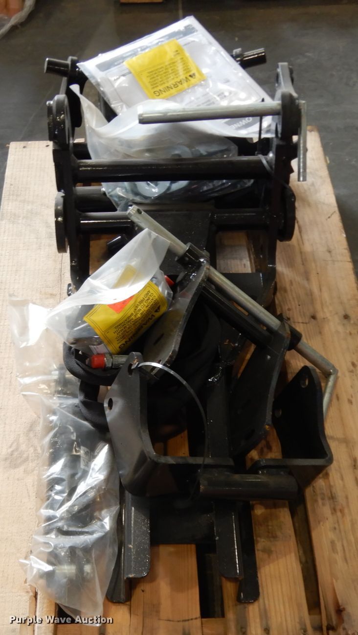 Kubota B3410 sub-frame and four point hitch in Grapevine, TX | Item ...