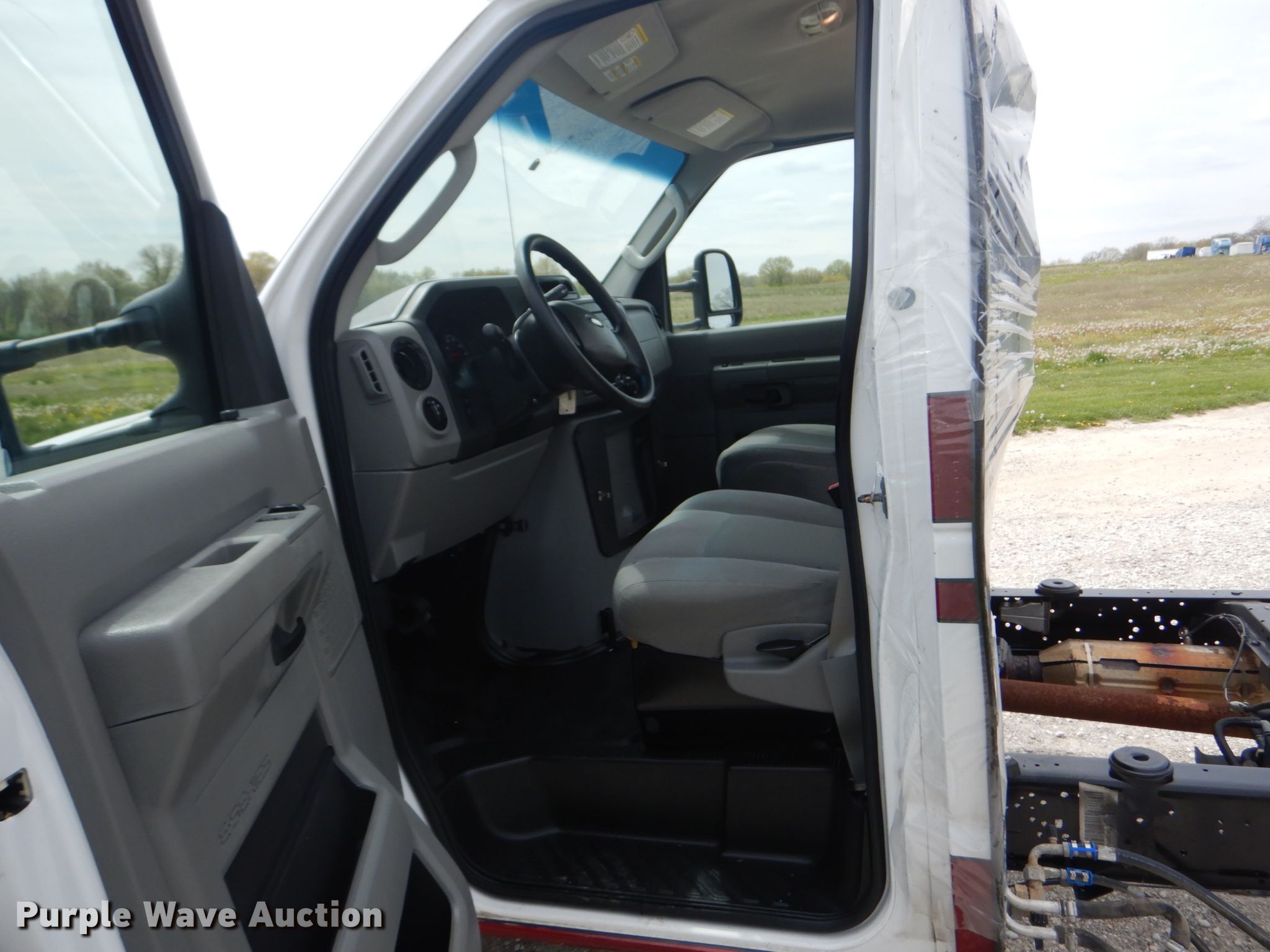 2016 Ford E450 Econoline van cab and chassis in Moscow Mills, MO | Item ...