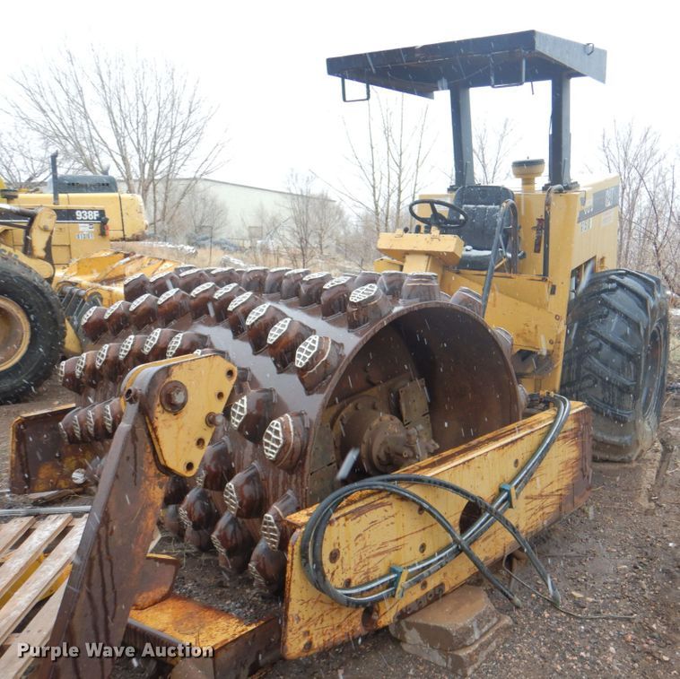 1989 Caterpillar CP-563 single drum roller in Rapid City, SD | Item ...