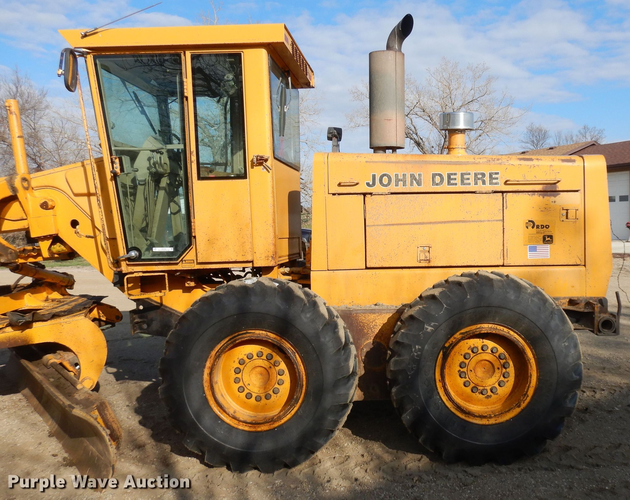 1989 John Deere 770BH motor grader in Midland, SD | Item ID9763 sold ...