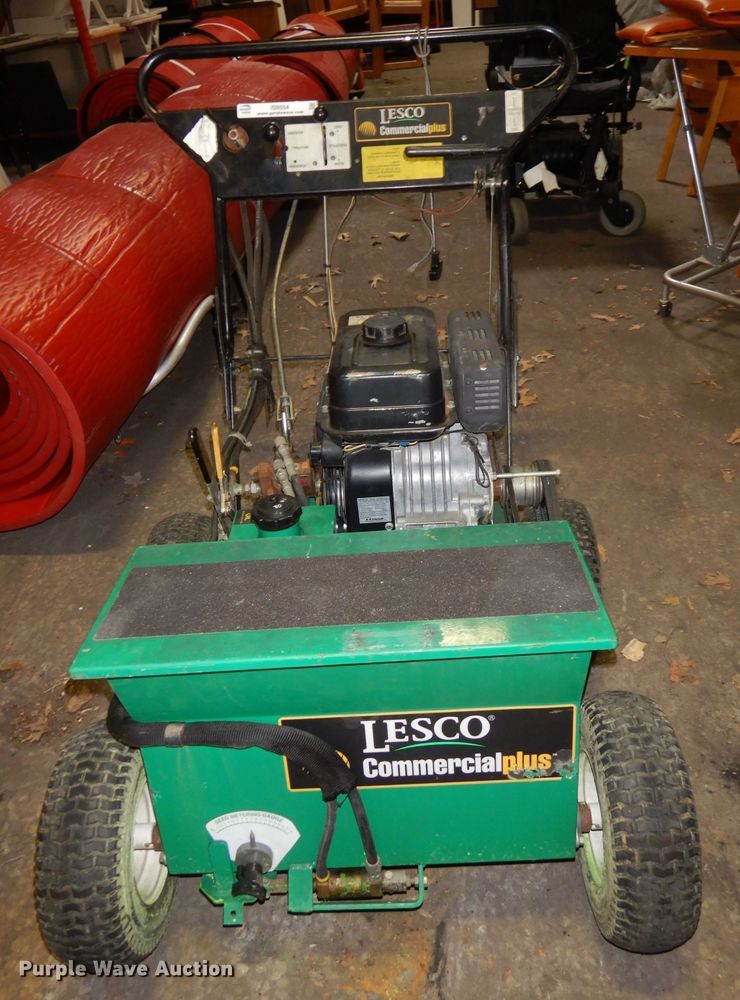 Lesco Renovator 20 seeder in Leavenworth, KS | Item IS9554 sold ...