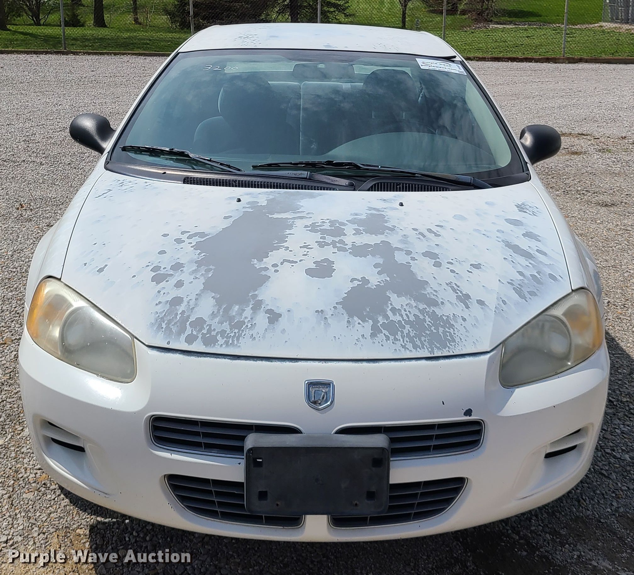 2002 Dodge Stratus in Independence, MO | Item DH5901 sold | Purple Wave