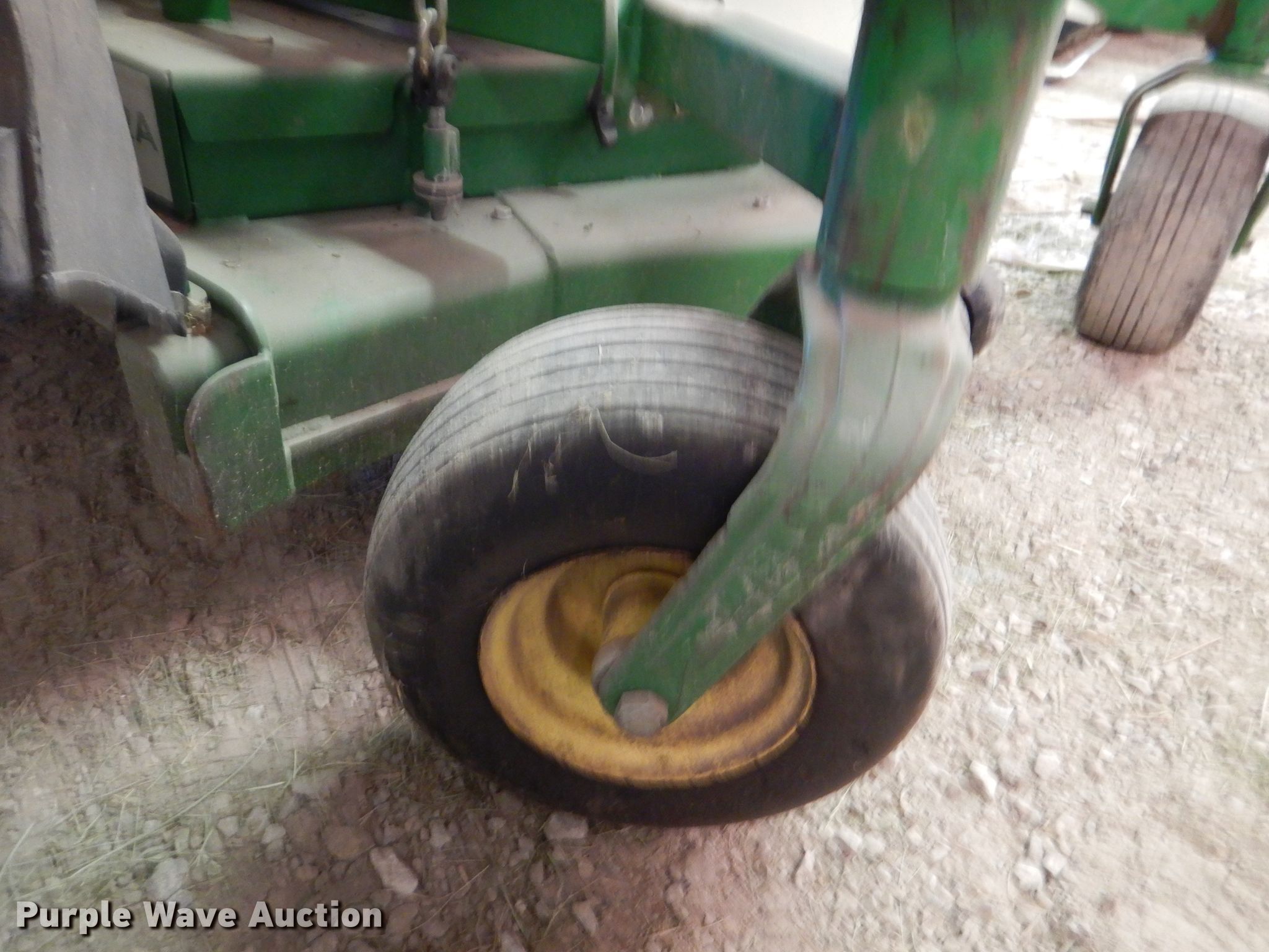 2013 John Deere 648R QT ZTR lawn mower in Eudora, KS | Item DL2976 sold ...