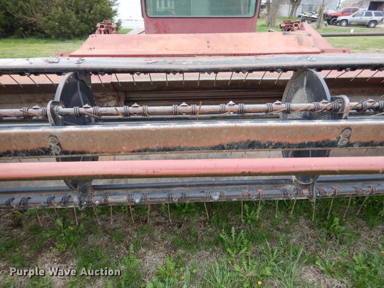 1986 Case IH 5000 windrower in Milford, KS | Item DL8749 sold | Purple Wave