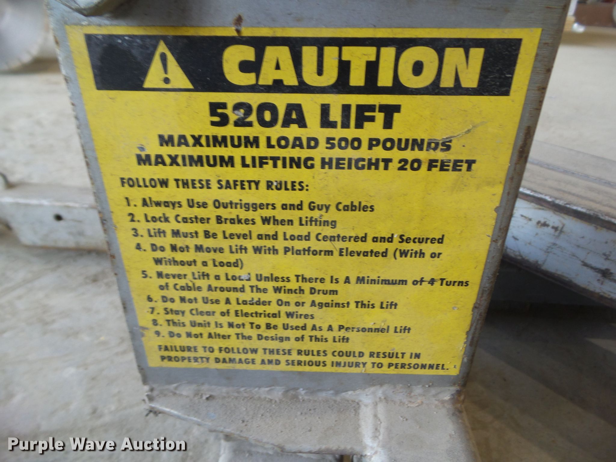 Vermette 520A lift in Des Moines, IA | Item HF9891 sold | Purple Wave
