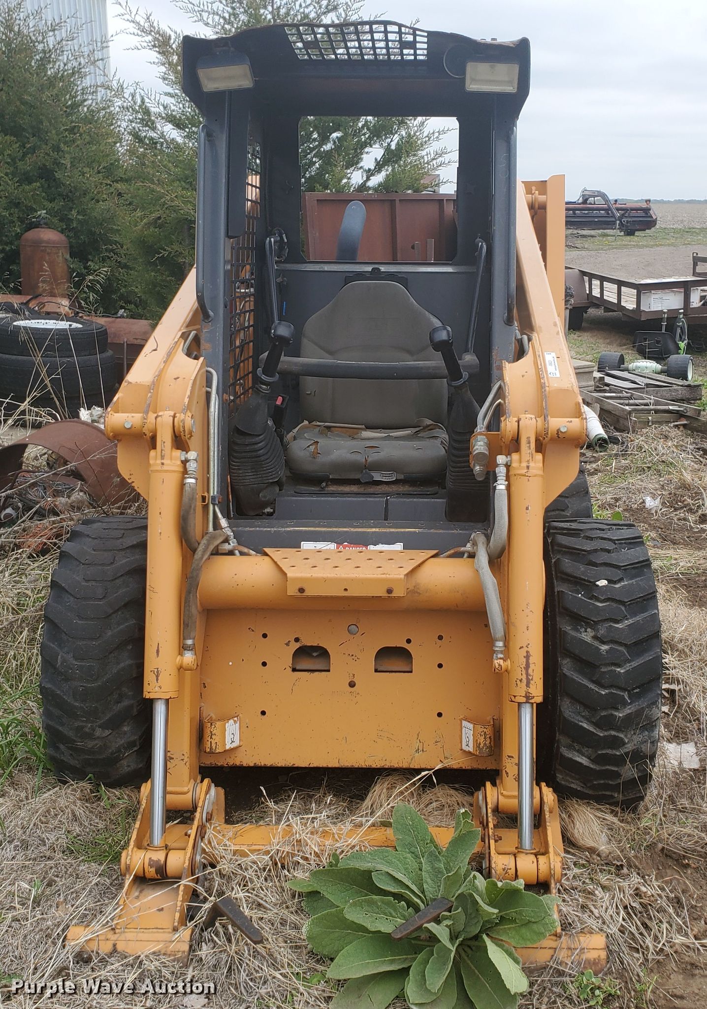 2005 Case 410 skid steer loader in Delphos, KS | Item IX9803 sold ...