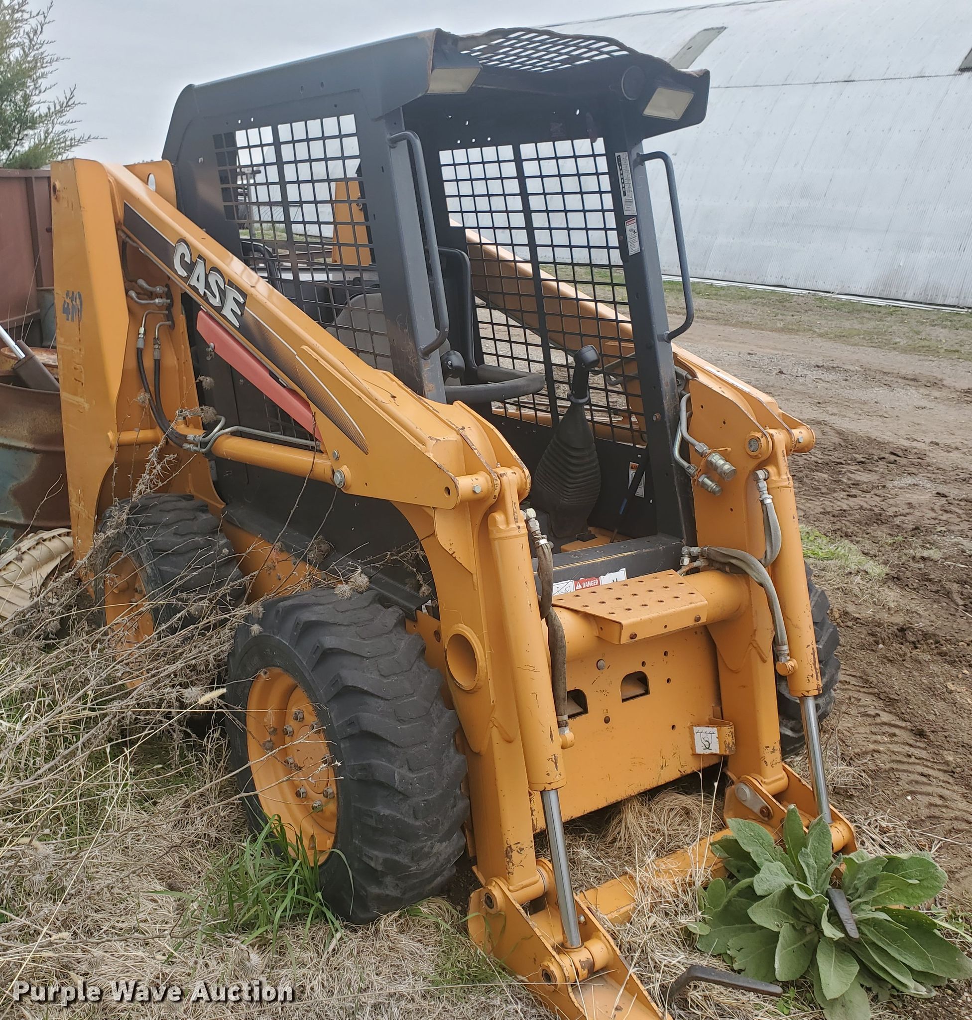 2005 Case 410 skid steer loader in Delphos, KS | Item IX9803 sold ...