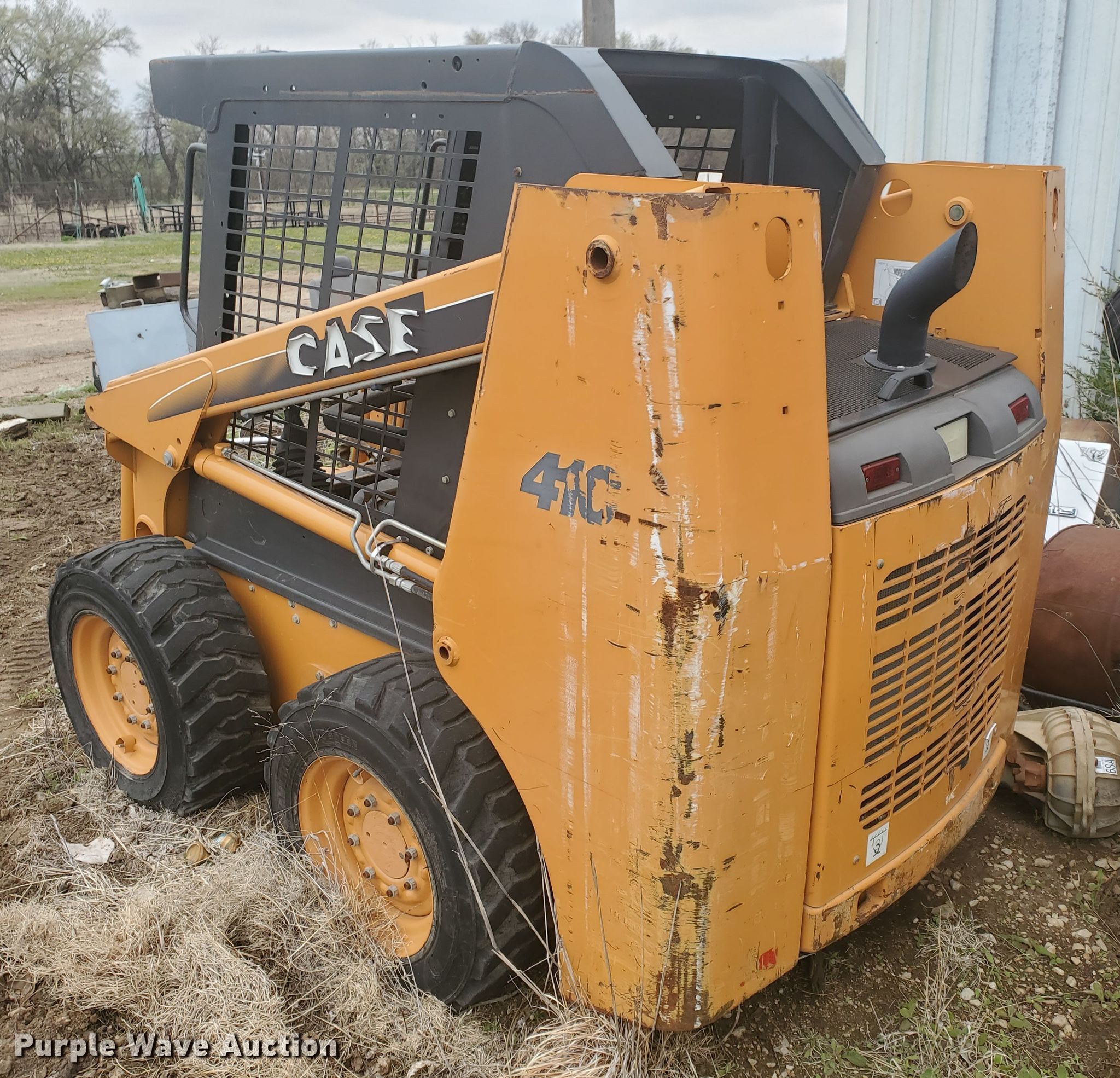 2005 Case 410 skid steer loader in Delphos, KS | Item IX9803 sold ...