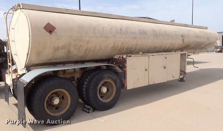 1967 Military tank trailer in Wichita, KS | Item DJ5608 sold | Purple Wave