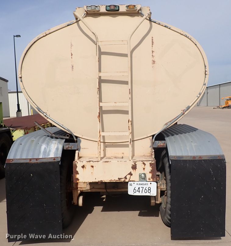 1967 Military tank trailer in Wichita, KS | Item DJ5608 sold | Purple Wave